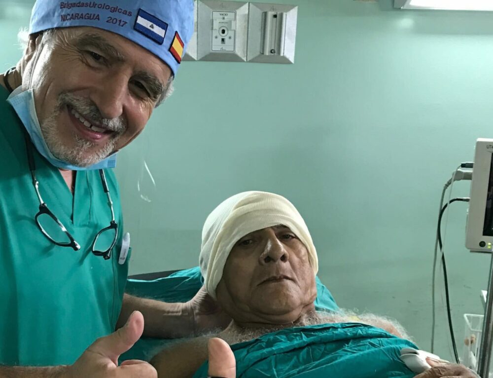 El Dr. Litton visita El Transistor tras su viaje a Honduras – Fundación ...